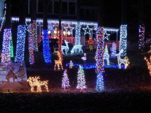 Tour the Best Christmas Lights in the Triangle - a list and map ...