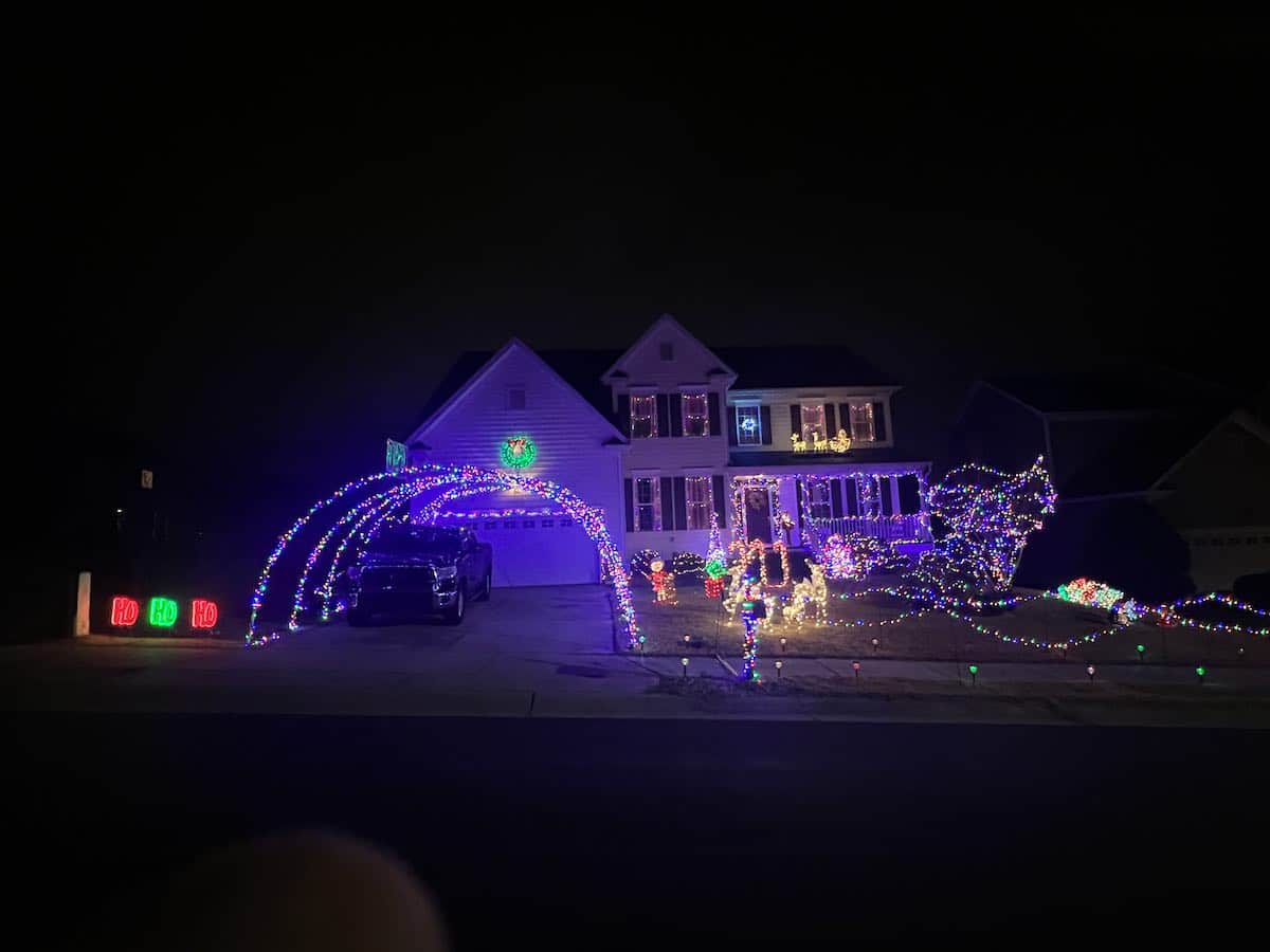 Tour the Best Christmas Lights in the Triangle - a list and map ...