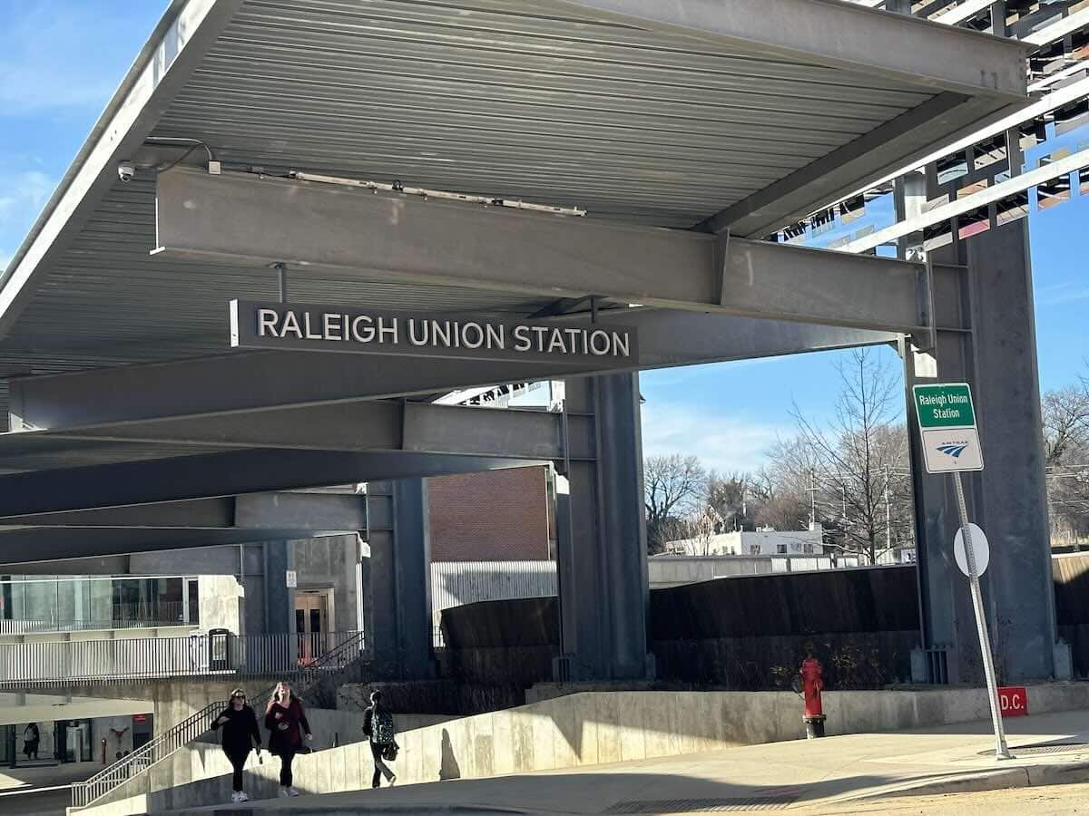 Visiting Raleigh by Train - top attractions in Raleigh for train ...