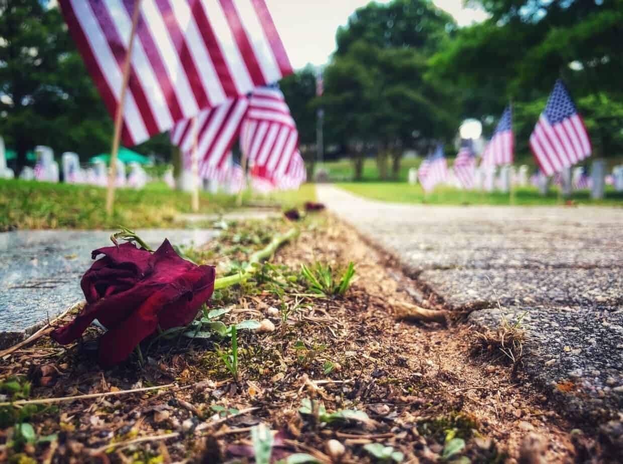 Memorial Day Tours and Service at Historic Oakwood Cemetery - Triangle ...