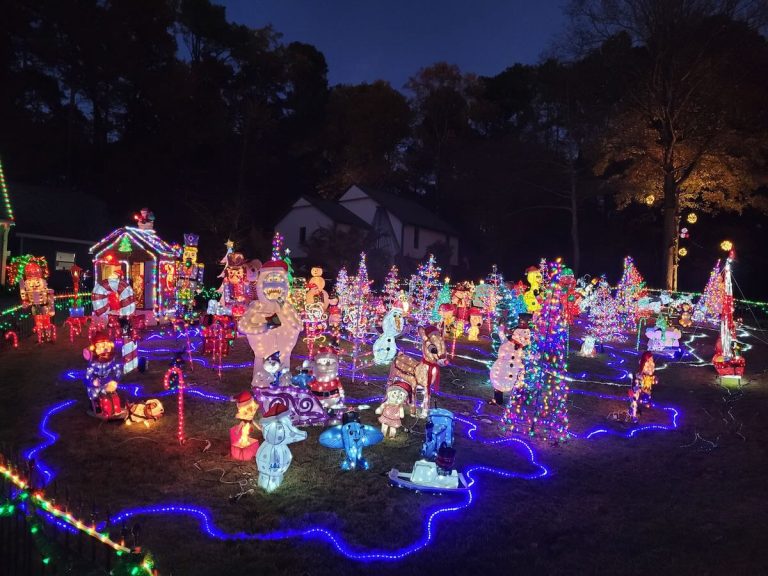 Tour the Best Christmas Lights in the Triangle - a list and map ...